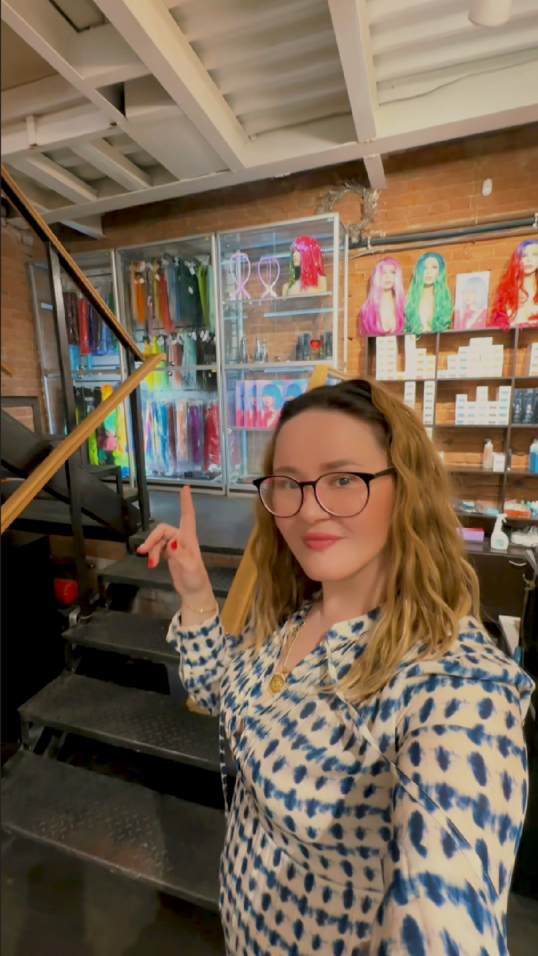 Магазин париков и систем замещения волос в Москве на улице Бауманская