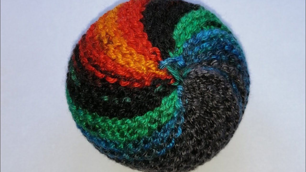 Вяжем мячик спицами(кошкам, детям)