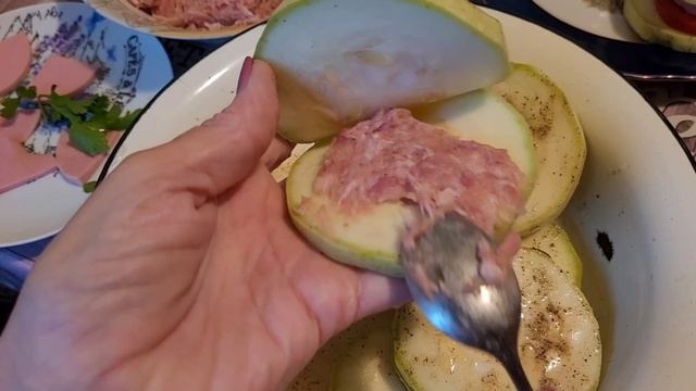 Готовим кабачок с начинкой в кляре. Очень вкусный рецепт