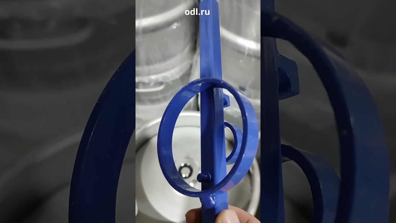 Что за отверстие на фитинге кега?