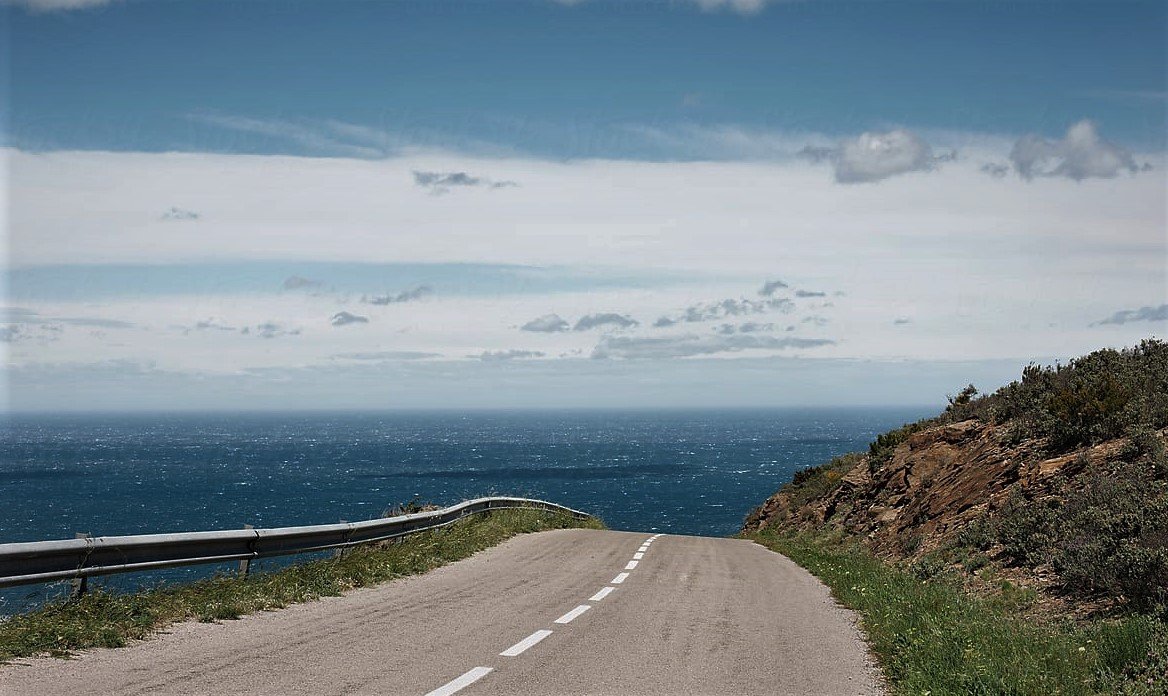 Для тех, кто любит отдыхать дикарём.Новая дорога на Маму Русскую(Курортное) и озеро Чокрак.