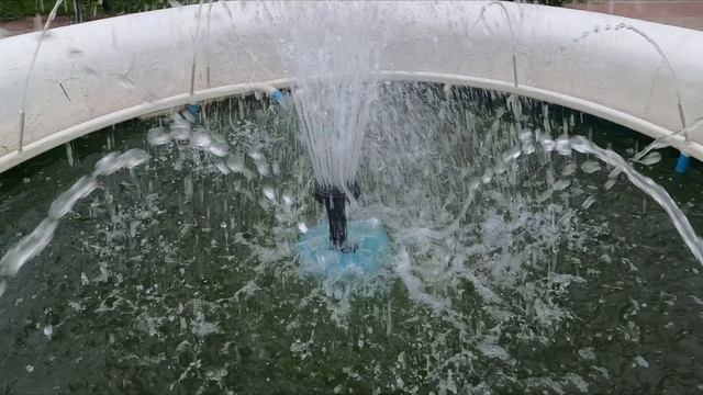 РЕЛАКС. ОТДЫХ. СОЗЕРЦАНИЕ ФОНТАНА...