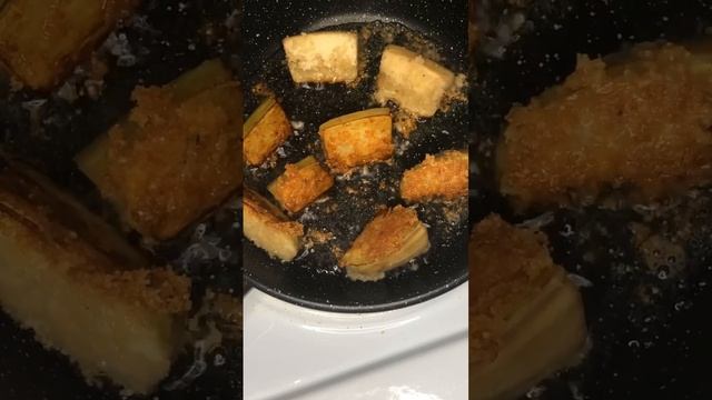 Салат с жаренными баклажанами