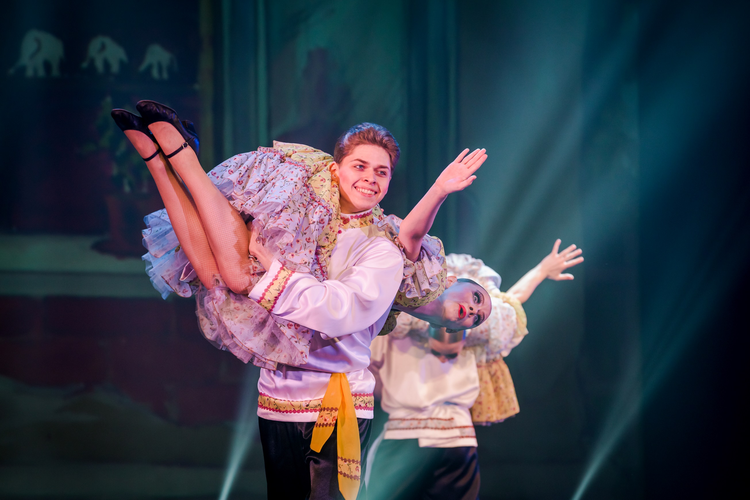 "Русская полька". Хореографический колледж "Губернская Балетная Школа" при Балете "Кострома".