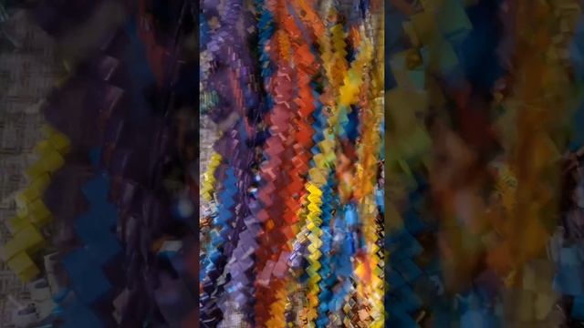 Из фантиков от конфет. Александра Миркушова