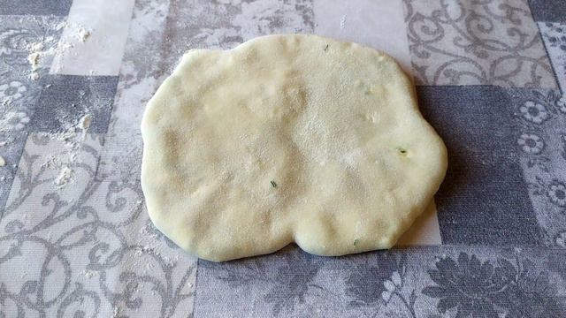 Лепёшки с сыром и зеленью