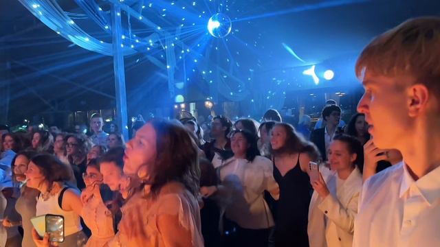 ЗАЖГЛИ ВЫПУСКНИКОВ! ШОУ-БАЛЕТ Z-DANCE (ИВАН РЖЕВСКИЙ, XOLIDAYBOY)