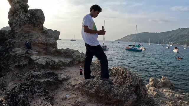 ЯНИ ПЛЯЖ НА ПХУКЕТЕ ПОХУДЕНИЕ СВОИМИ НОГАМИ