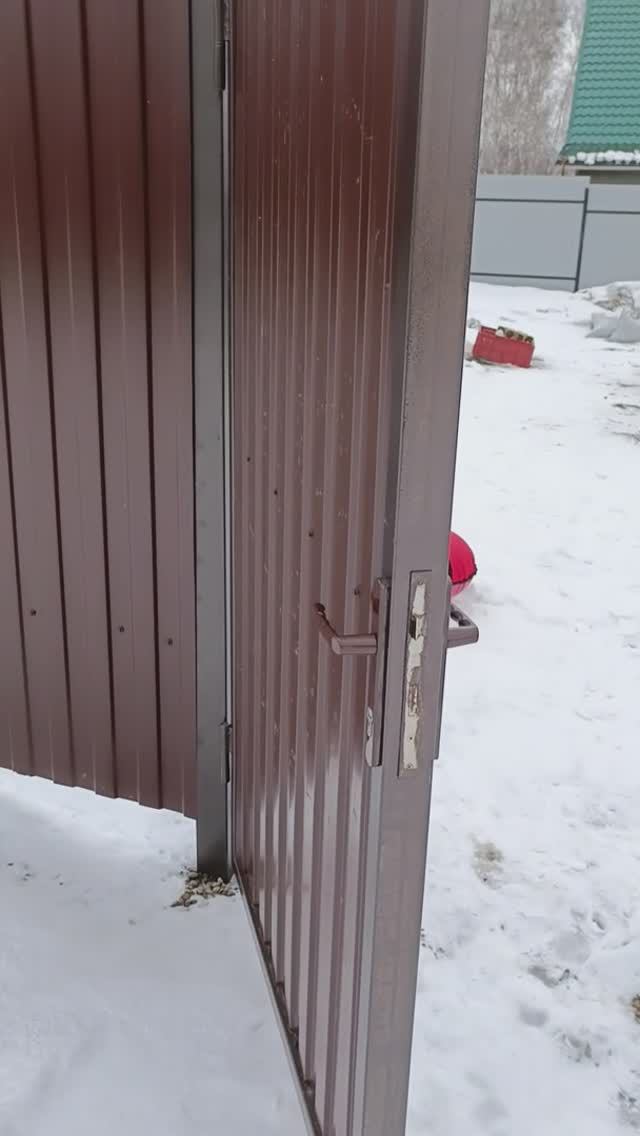 Откатные ворота через год. Красноярск