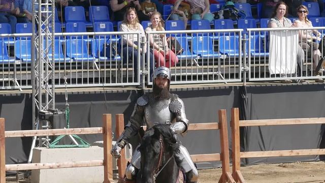 20180430-0502 Турнир Святого Георгия 2018. Лица и шлемы (слайд-шоу)