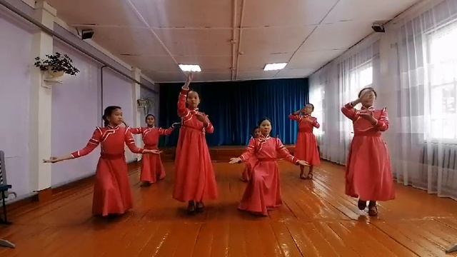 Приветственный танец. Средняя группа. Преп: Ондар Светлана Даш ооловна, ДШИ ЧАДАН