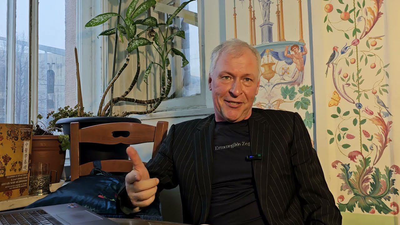 "Хорошо, когда книга внушает доверие, а еще лучше, когда можно и вовсе обойтись без книги" Мен Цзы