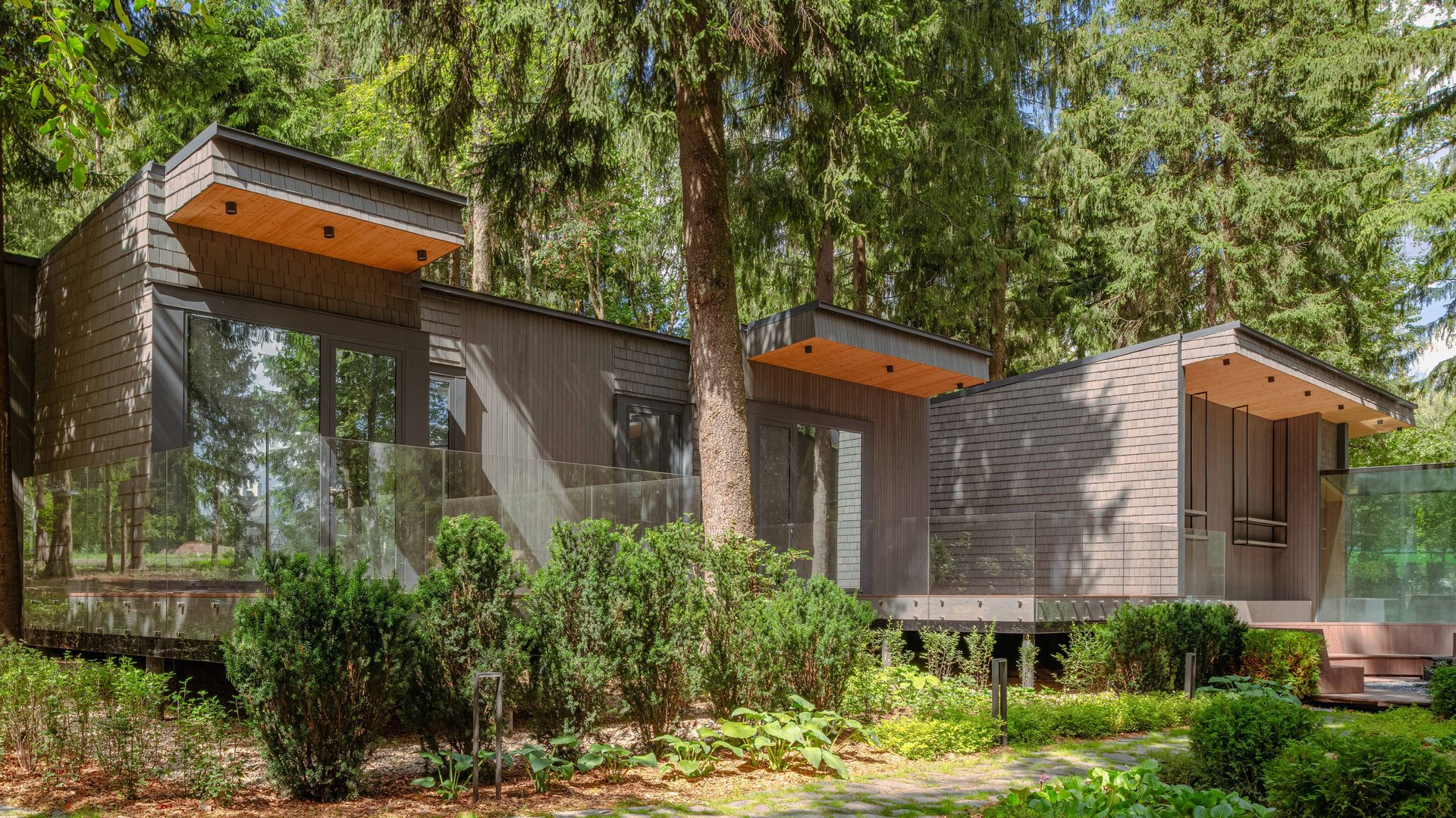 KUB HOUSE // Первая современная усадьба из CLT в России