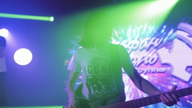 Кавер-группа на выпускной "Сарафан Радио" (Краснодар) - "Юность"