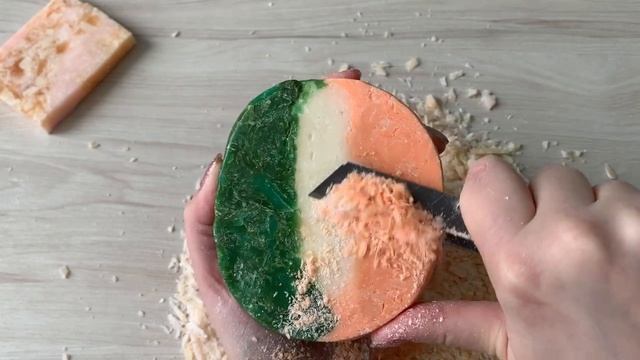 Огромные сухие залипушки из мыла