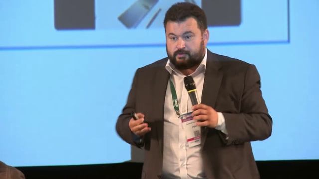 Из всех биометрических характеристик банки используют только голос и лицо