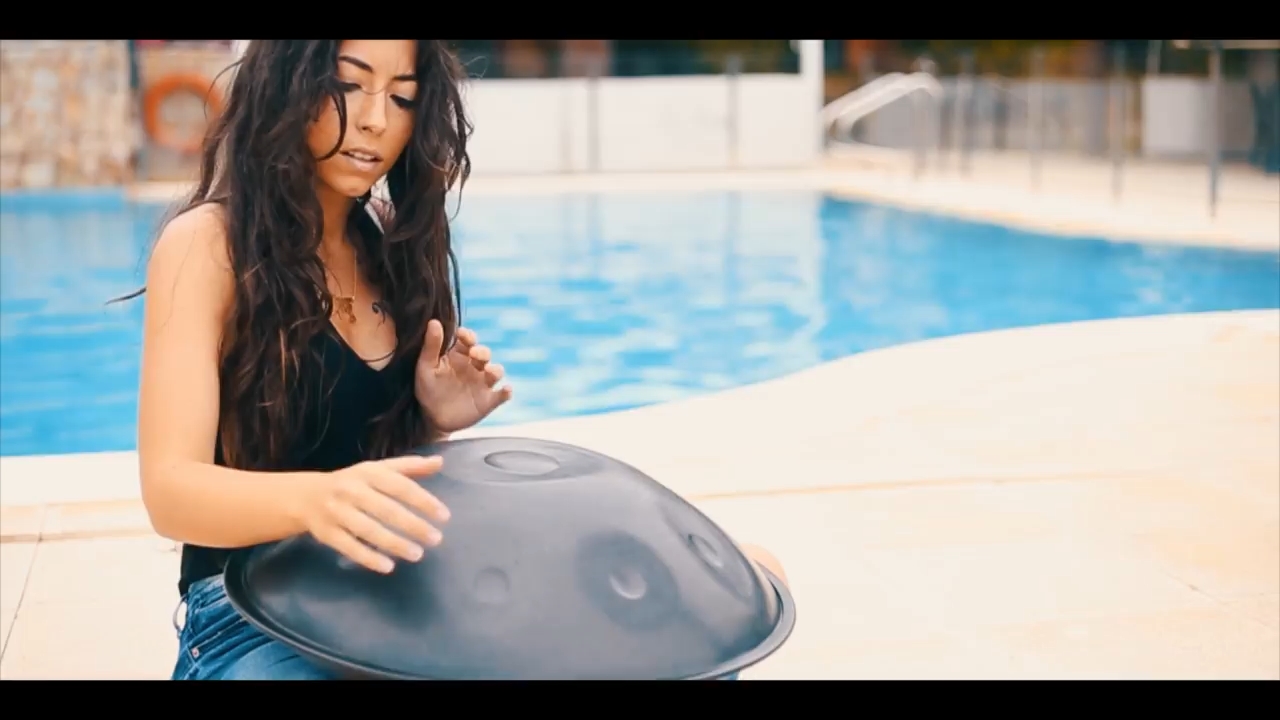 Giolì & Assia (Gioli - Handpan)