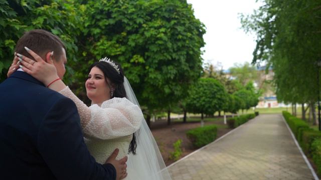 Дмитрий и Алёна. Свадебная прогулка. 4K(UHD).