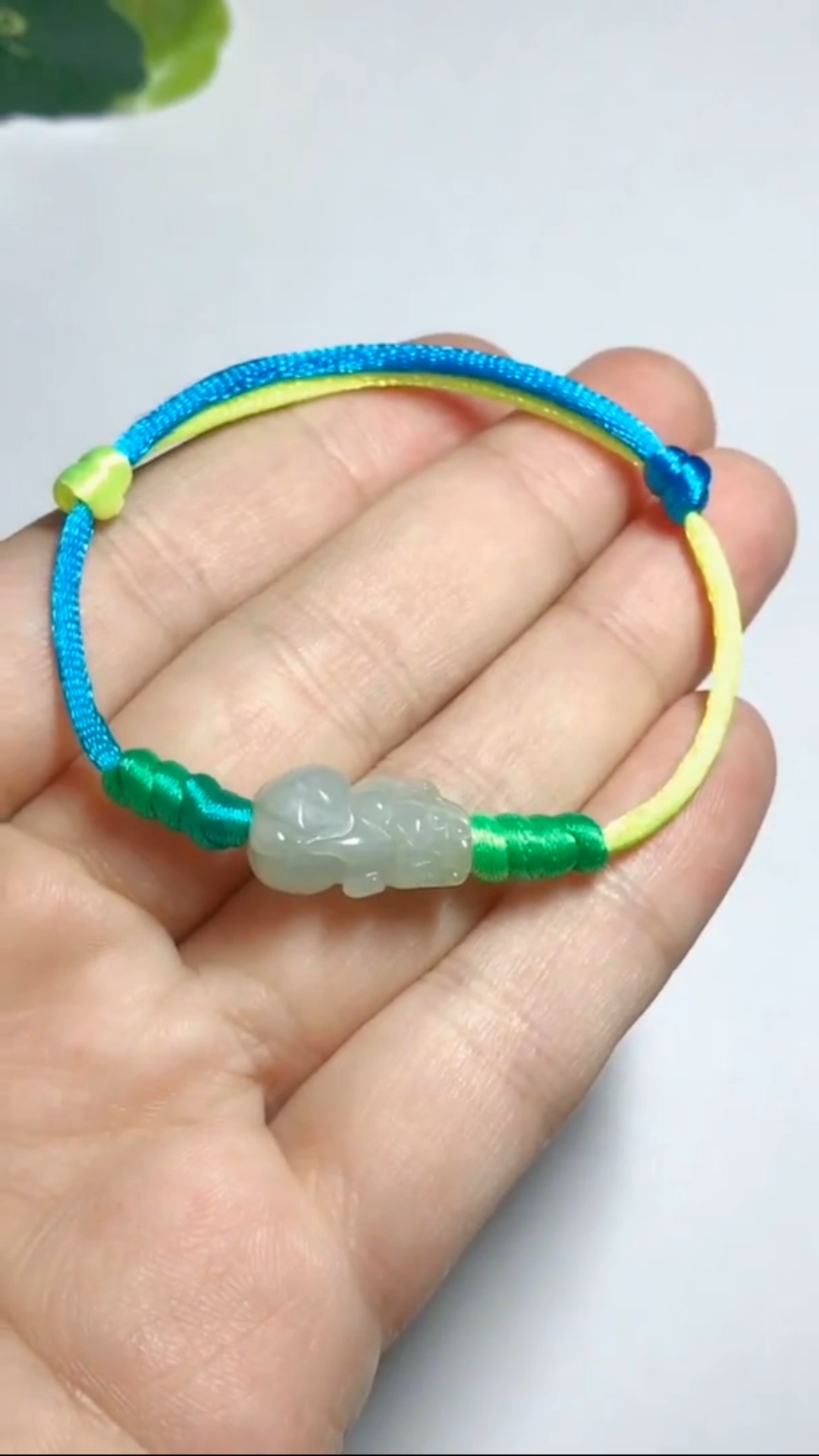 Как сделать браслет своими руками быстро и красиво