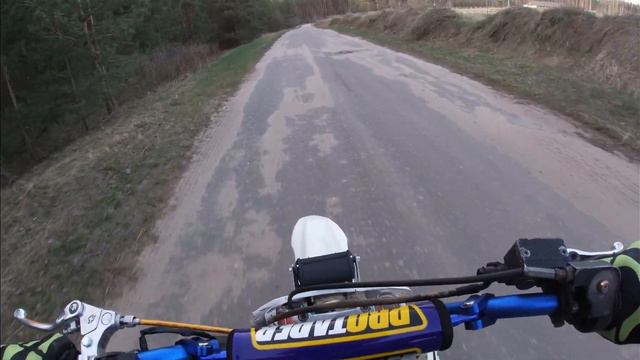 МотоБудни на питбайке, Kayo  140, порвал резину на скорости..