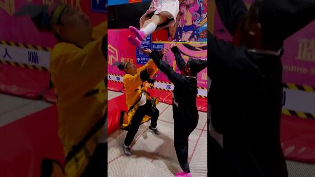 ПРЫЖКИ НА БАТУТЕ | Trampoline Jumping  | Смешные видео | Funny Videos #16 #poseitv #shorts #шортс