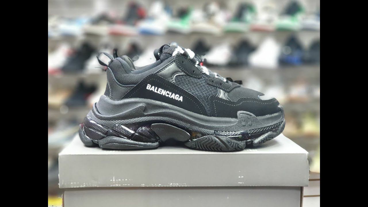 Balenciaga Triple S кроссовки черные