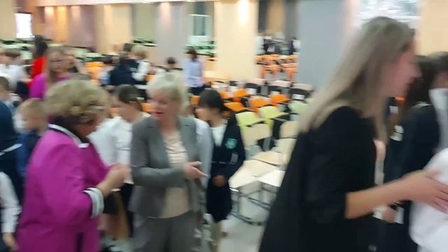 Скрипач-виртуоз Вардан Маркос в гимназии № 13 Академ (2023)