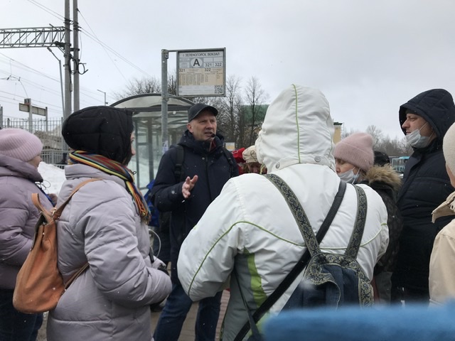 На экскурсии «Мир финских вокзалов Бруно Гранхольма» (о Ленине).