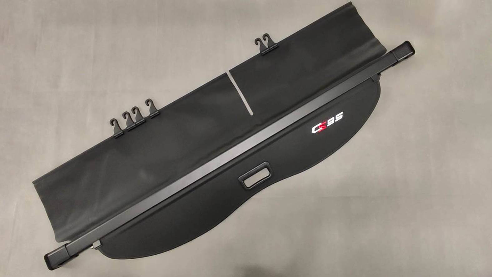 Натяжная полка с логотипом для cs95