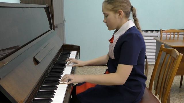 Александра Муссорина  5класс М.Шмитц Микки - Маус