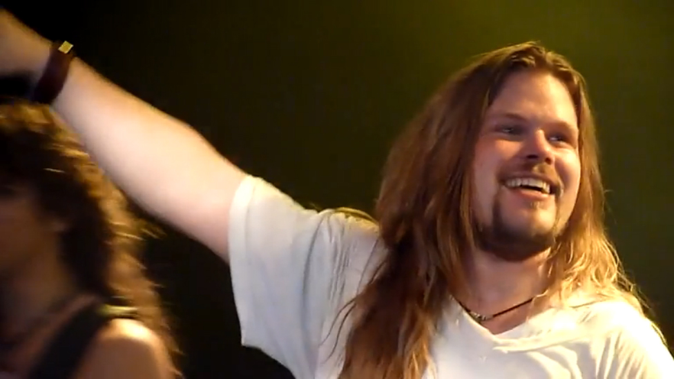 H.e.a.t - 1000 Miles (live @ Gröna Lund, July 27th, 2010)