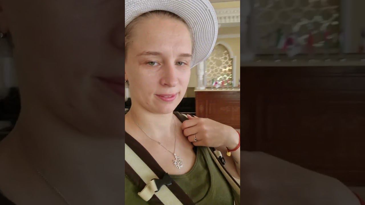 внук Арсений с мамой в Таджикистане