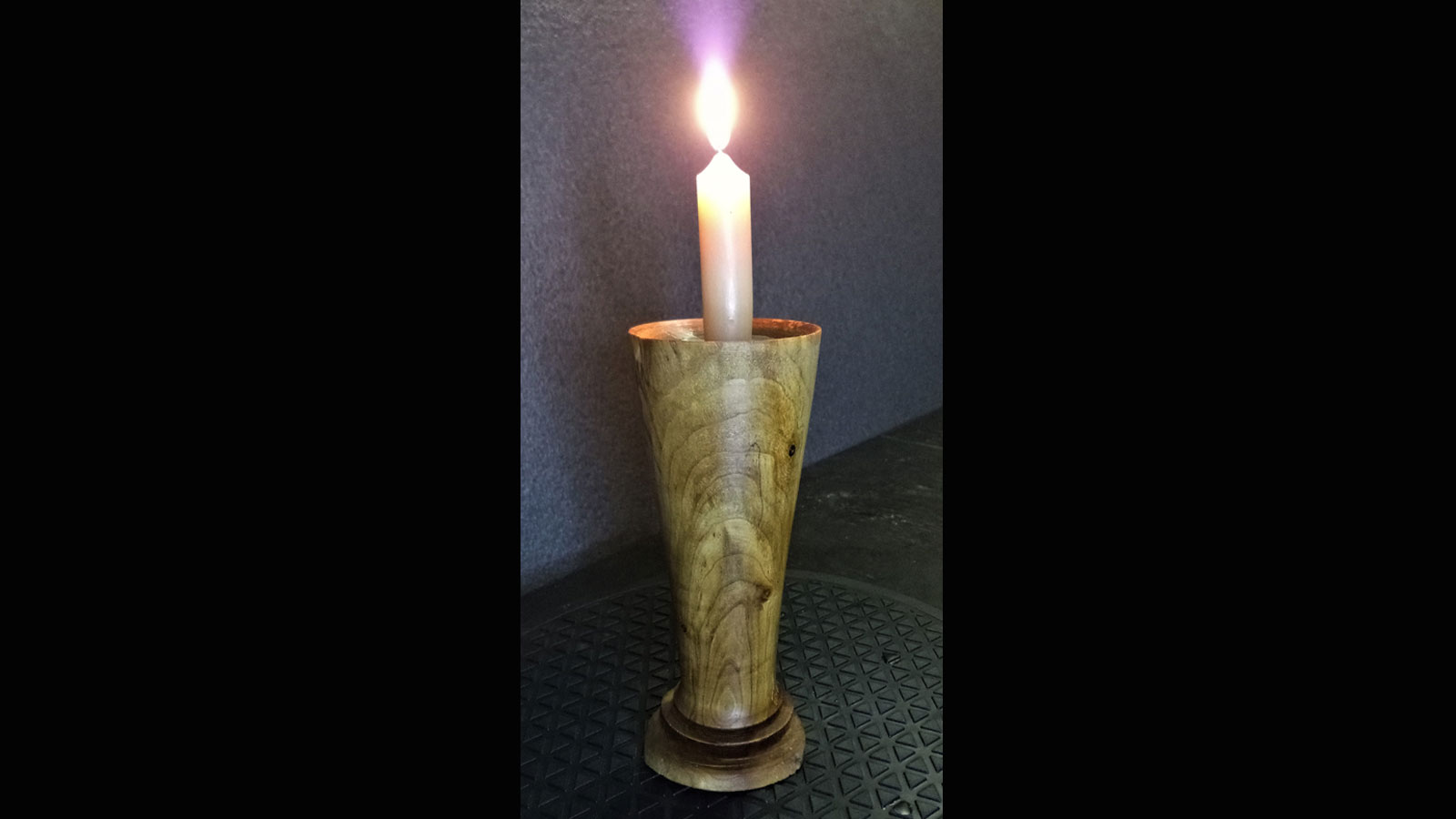 Подсвечник. Яблоня. Конус. Текстура со смещением