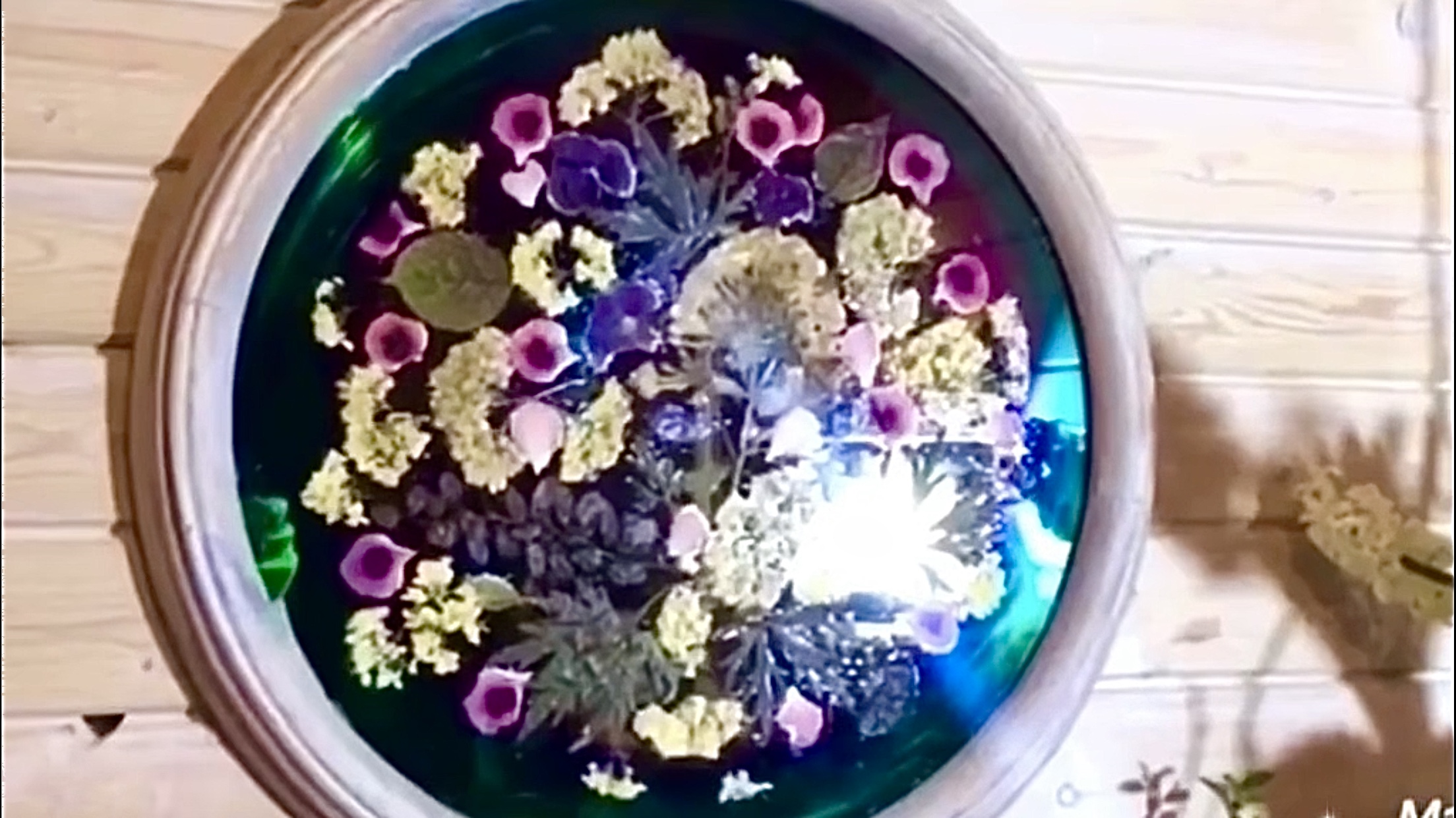 Декор старого зеркала своими руками. Как сделать элегантное Цветочное панно дома