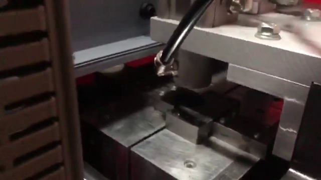 Полуавтомат выдува ПЭТЗапуск оборудования на производстве заказчикаТестовые испытания168