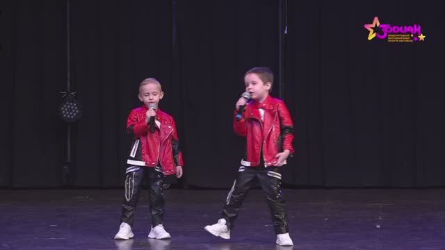 Евгений и Савелий Мазуровы 5 лет ДЕБЮТ - Седая ночь