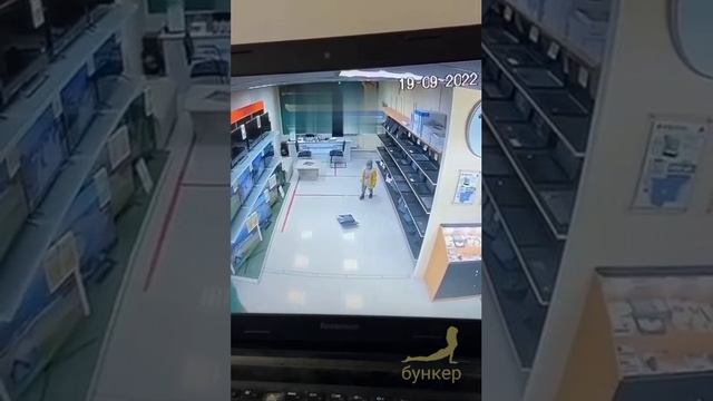 VID_20221217_192138_736.mp4