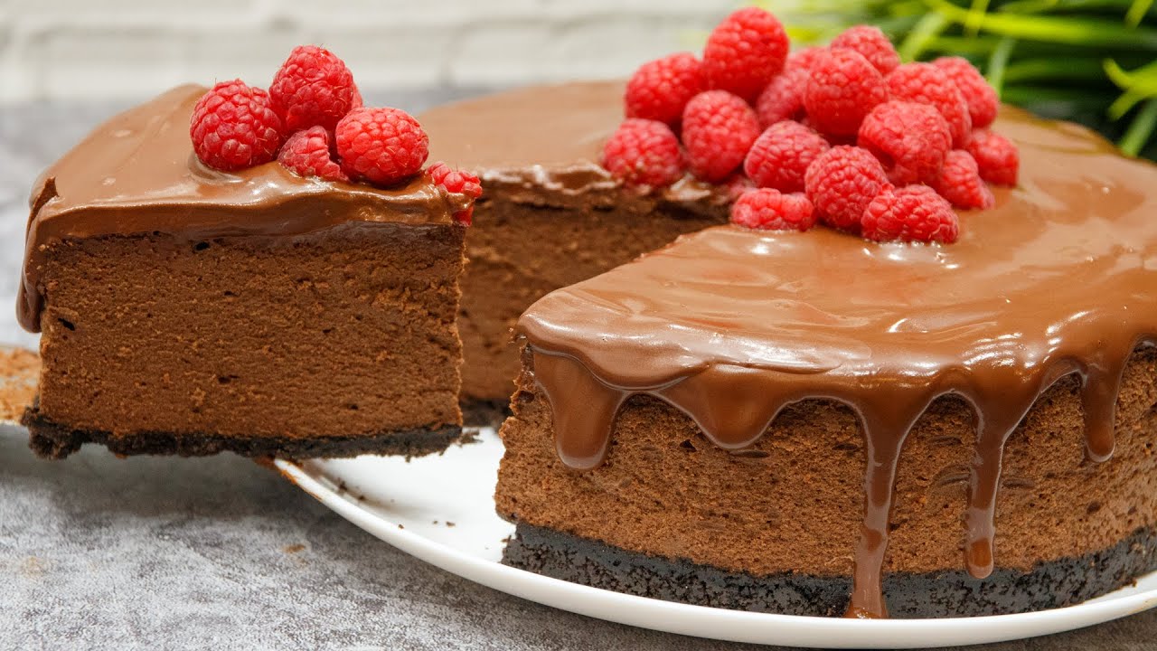 ШОКОЛАДНЫЙ ЧИЗКЕЙК: богатый насыщенный вкус, слегка хрустящая основа, нежная сливочная текстура 0+