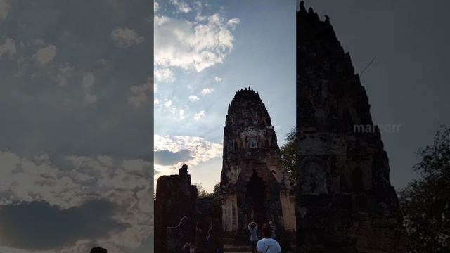 сукхотаи. просто развалины по дороге #travel sukhothai สุไขทัย