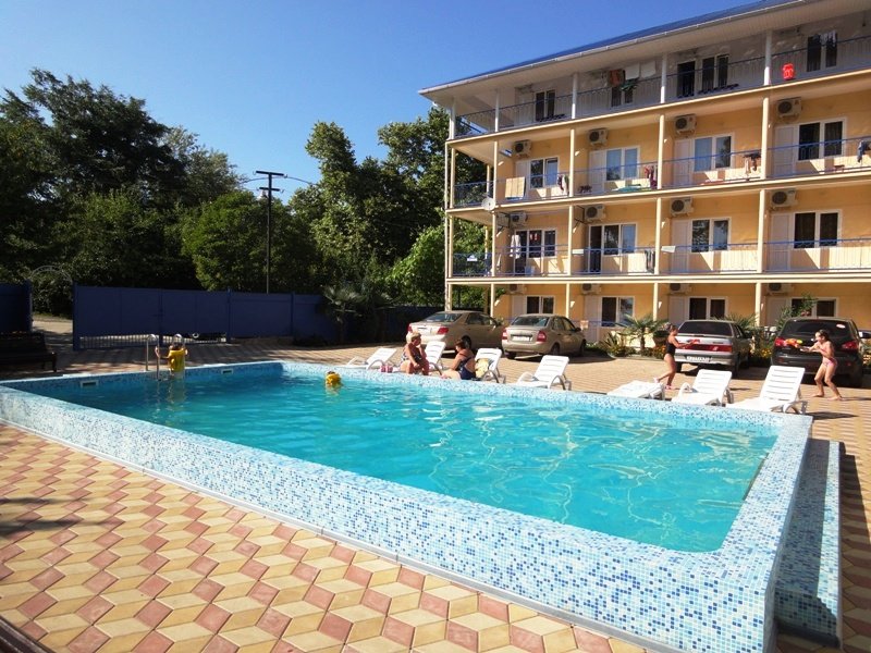 Отдых Вардане частный сектор ул. Львовская. Аренда жилья для отдыха в Вардане. «Феникс» гостевой дом