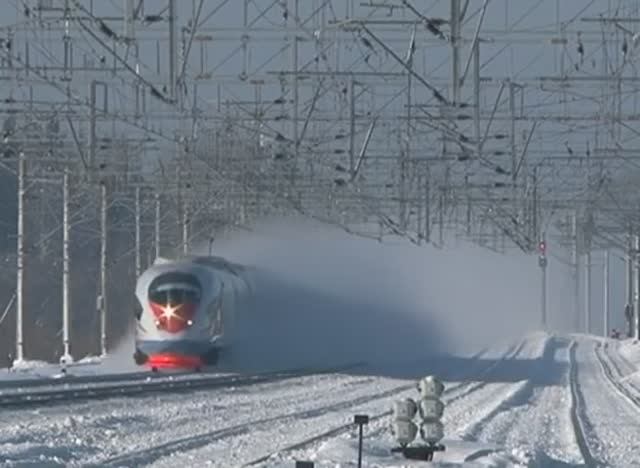 Безопасность при очистке железнодорожных стрелок от снега – учебный фильм ОАО «РЖД»