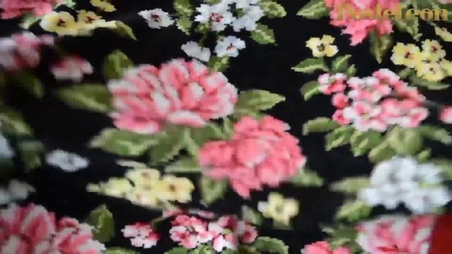 Шенилловые полотенца Feiler Peoni - ярко-розовые цветы на черном фоне