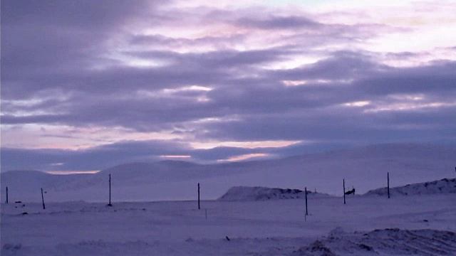 Крутое видео.Тучи летят над участком.