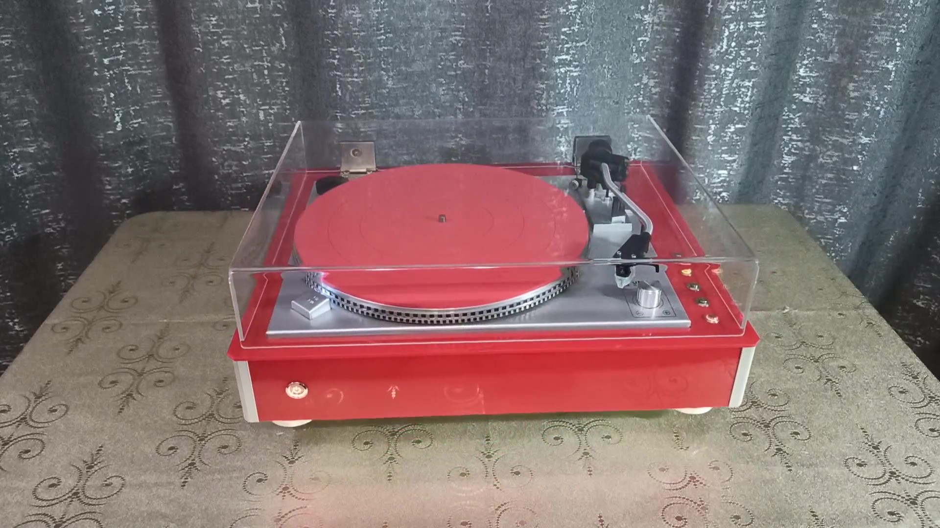 📀Проигрыватель виниловых пластинок