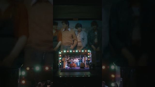 Сергей Безруков о спектакле "Энергичные люди"