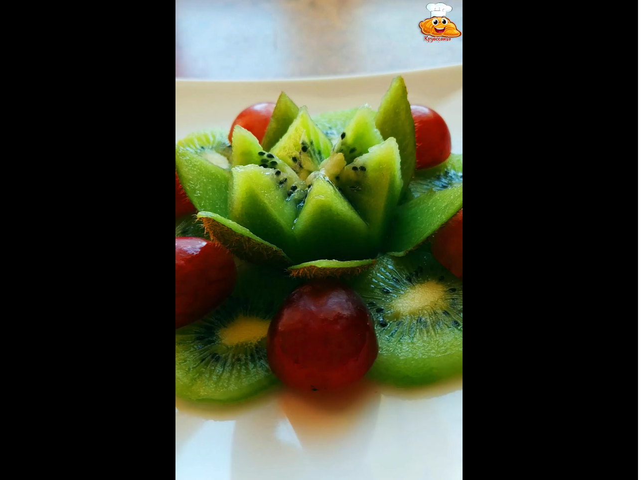 Как КРАСИВО и БЫСТРО Нарезать КИВИ ? Нарезка Фруктов