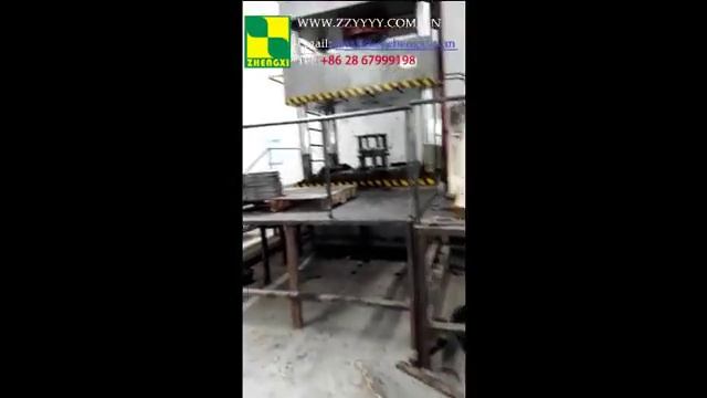 Четырехколонный гидравлический пресс глубокой вытяжки 500 т.