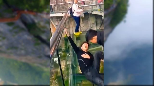 Стеклянные мосты  - и смех и грех!