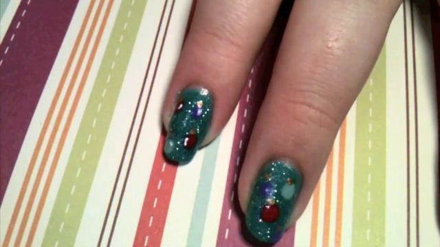 Abstract Christmas Tree Nail Art