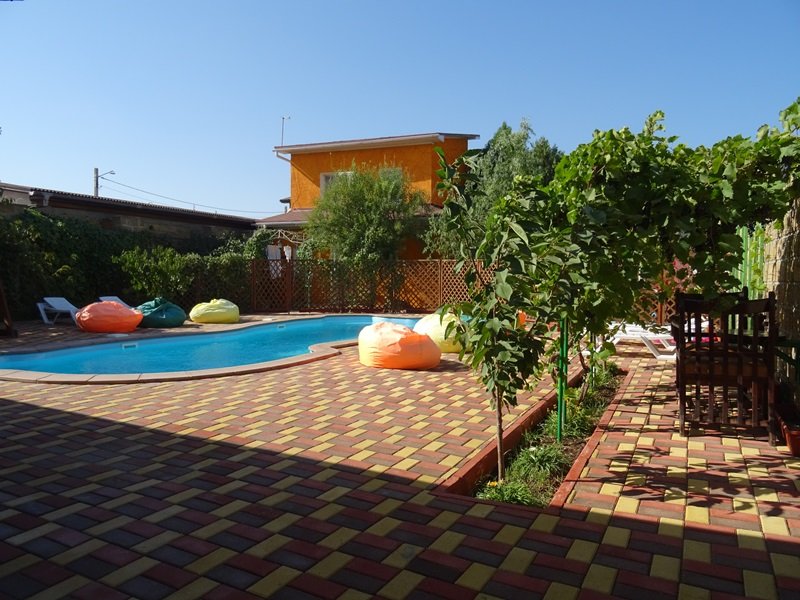 Заозерное дом для отдыха у моря. Снять дом с бассейном в Заозерном недорого. «Южный» ДОМ ПОД КЛЮЧ